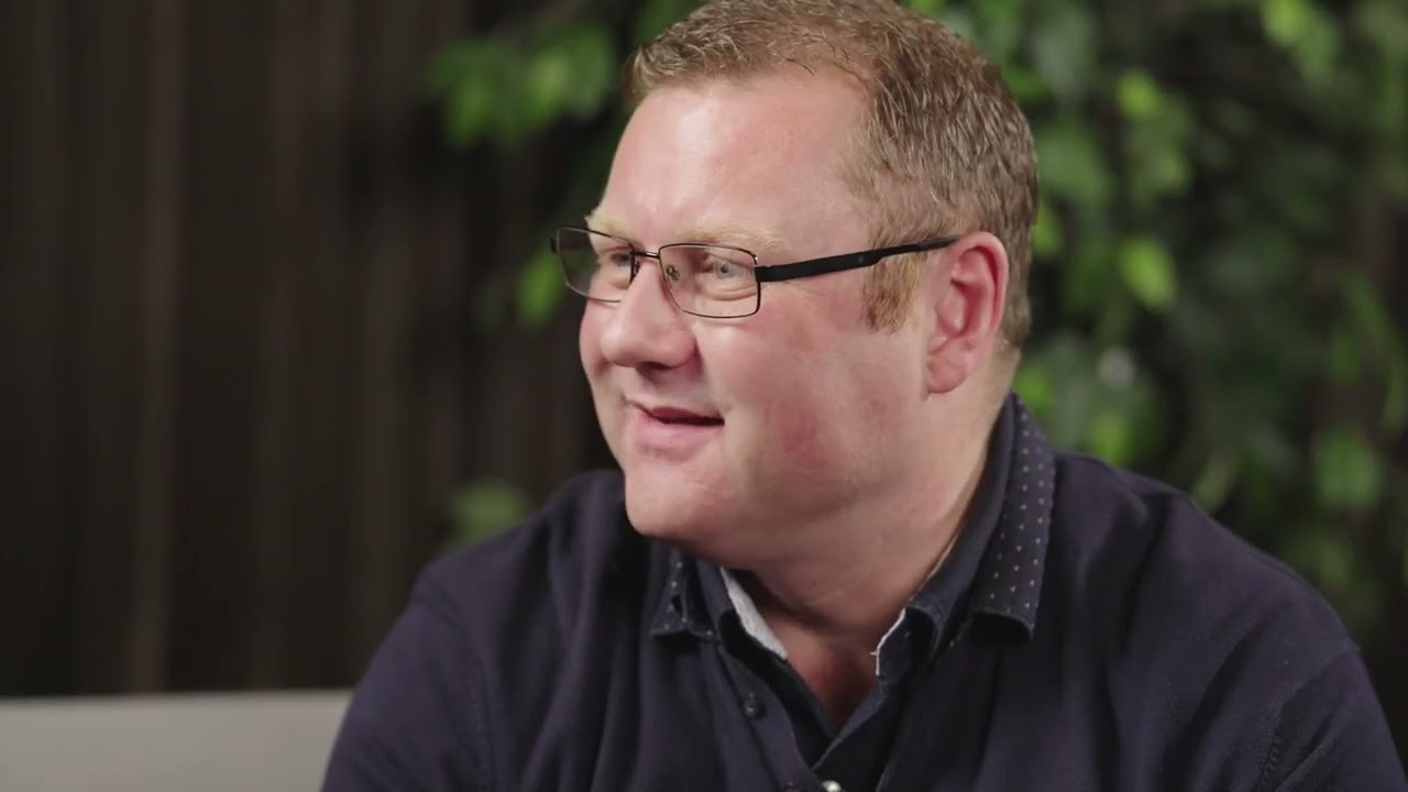 🌟 Meet Eoghan Macleay, Consultant in the People Team at Virgin Atlantic 🌟