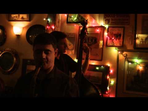 “IT’S GLORY”: THE EAR INN (September 5, 2010) | JAZZ LIVES