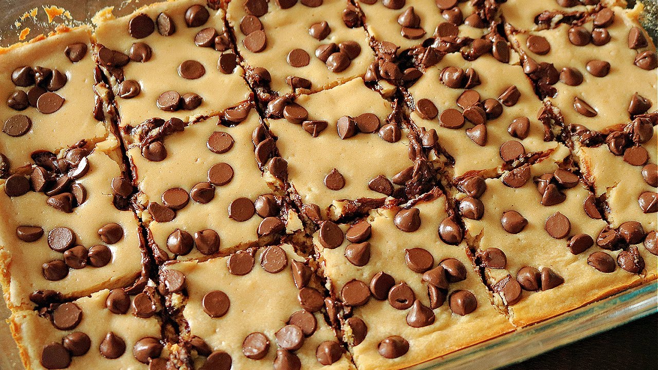 Easy Peanut Butter Chocolate Chip Bars