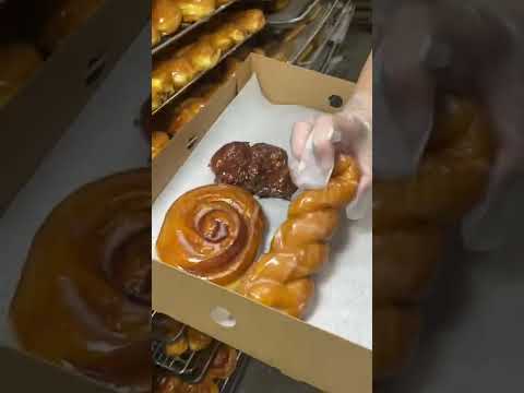 SOME OF THE BEST DONUTS IN LAS VEGAS | Carls Donuts
