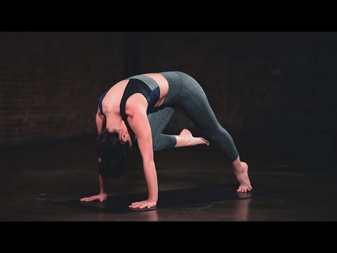 Yoga for Complete Beginners Day 3 - 21 Minute Home Yoga Workout!