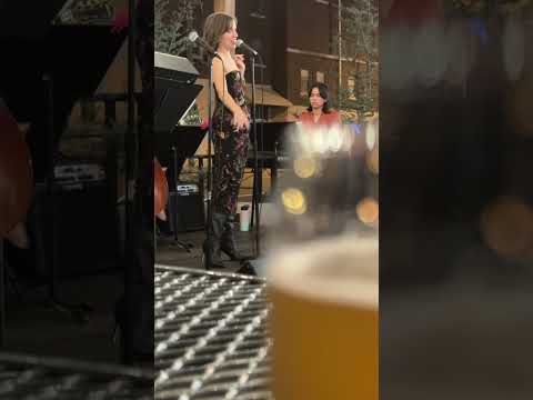 Listen to live jazz near me. #jazzsinger #jazzvocalist #jazzy Laura French Sings Jazz at Hold Fast