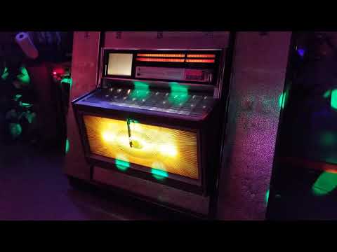 Ami Rowe MM3 with Wall of sound speaker kit.