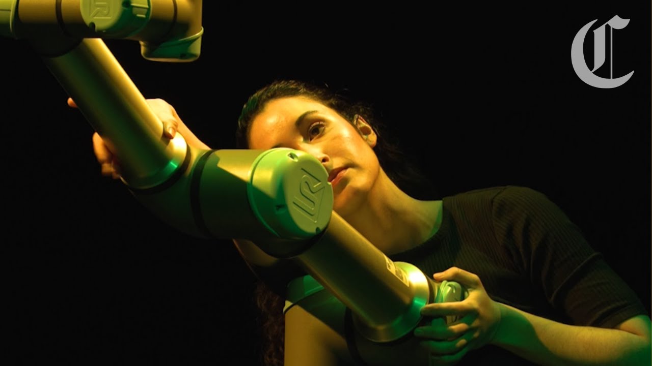 Dancing robot takes center stage at S.F.'s Exploratorium