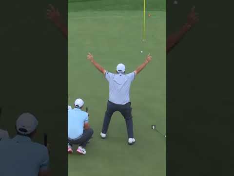 Poppy McIlroy knows just a tap will do. #themasters