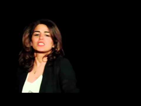 Théâtre: Sarah Doraghi, "Deux nationalités, un même coeur"! - Femmes au ...