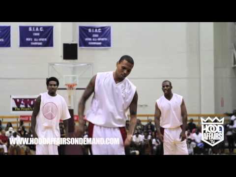 Chris Brown Dunks @ Charity Basketball Game