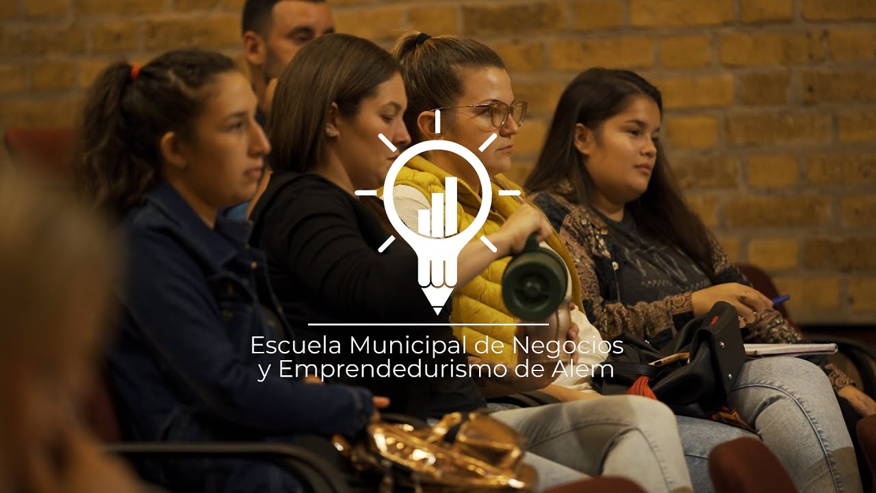 Clases magistrales para emprendedores, dentro del marco de la Escuela Municipal de Negocios.