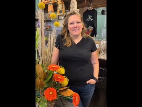 Meet, Jennifer, the owner of jh Events and Flowers!