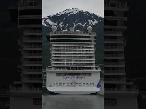 Cruise ship #ncl