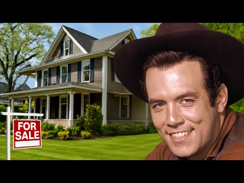 The Untold Truth Behind Pernell Roberts' Shocking Exit from Bonanza