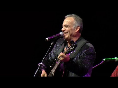 "Longfellow Serenade" from So Good! The Neil Diamond Experience starring Robert Neary