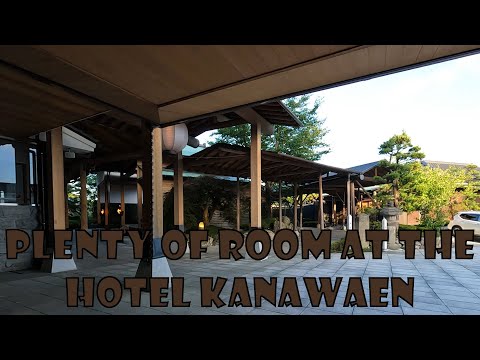 Walking through Hotel Kanawaen and the enchanting room with an outdoor private onsen!