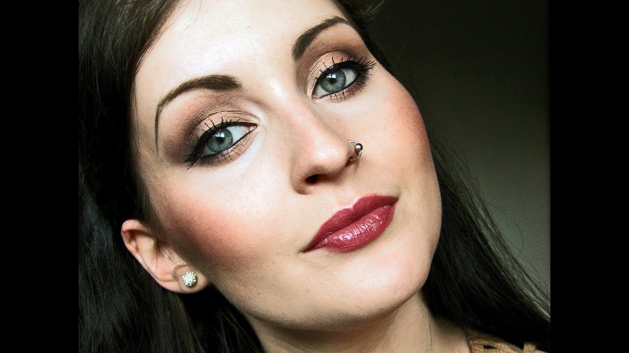 Sultry Nudes: Naked 2 Tutorial