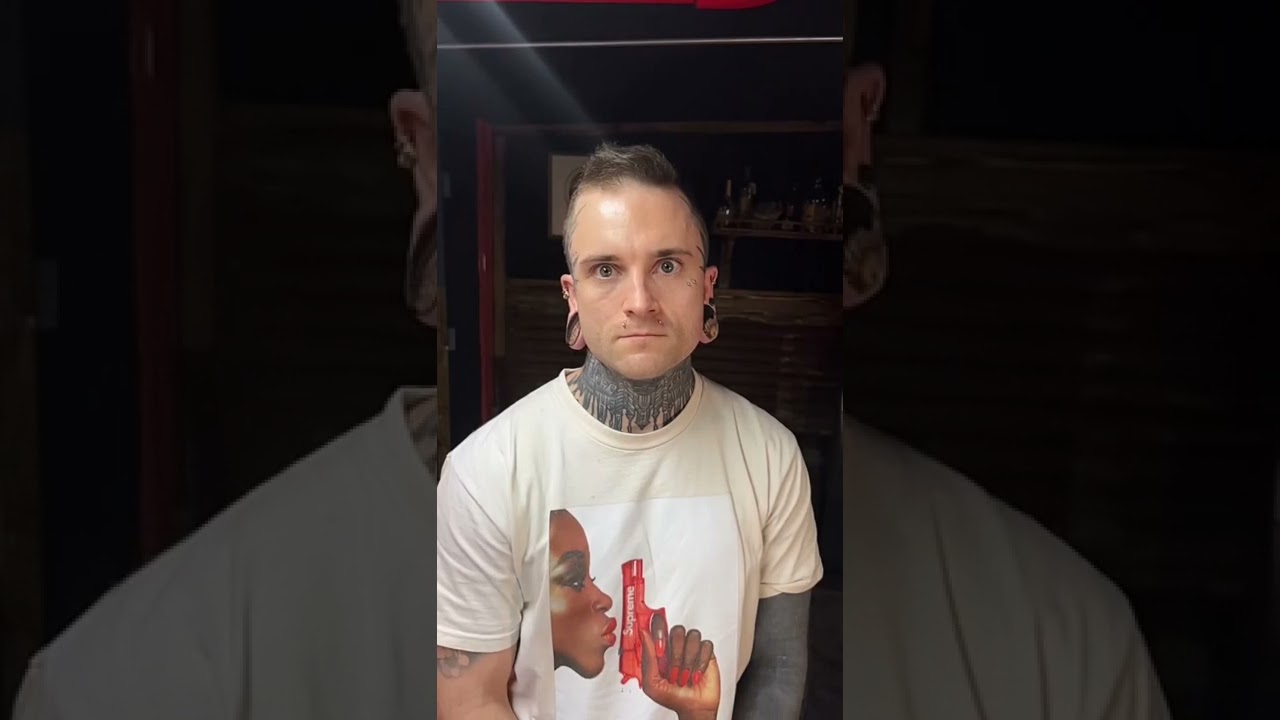 My biggest pet peeve 😅 #funnyshorts #tattooshorts #shortsyoutube #funnyvideo #tattoo