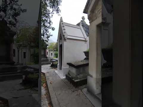 ASMR: French Cemetery Whisper Tour #graveyard, #grave | Cimetière de Passy/ Passy Cemetery | S2 #15🪦