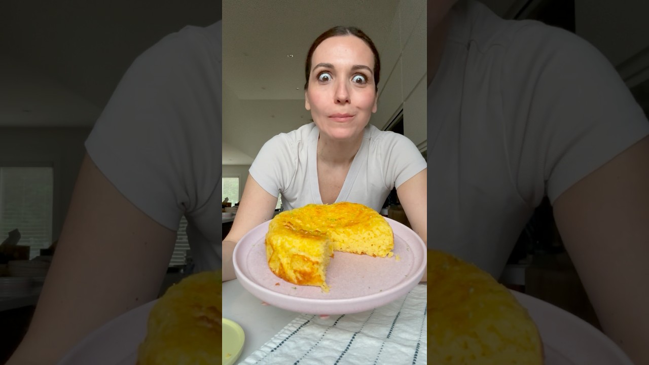 I lose weight eating this 4 Ingredient Coconut Cake #lowcarb #glutenfree #shorts