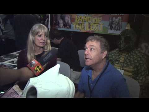 Atoymic Interview with Land of the lost cast at Comikaze 2014