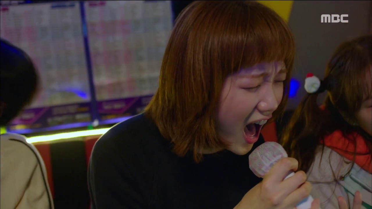 Noraebang Guide: Korean Karaoke Tips & Choosing The Right Noraebang