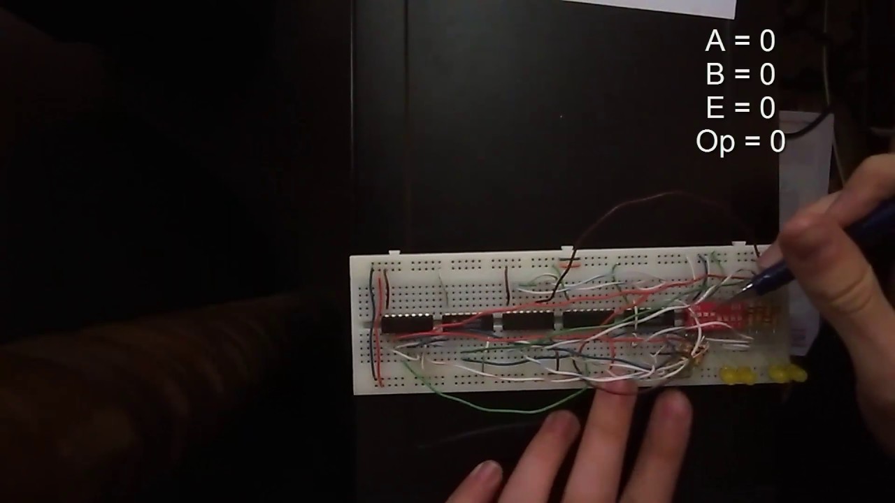 Half adder/subtractor with memory