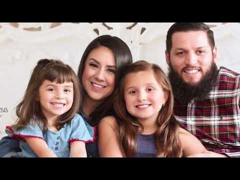Jesus Yvete Salon and Old Town Barber Shop - Jessica Troche