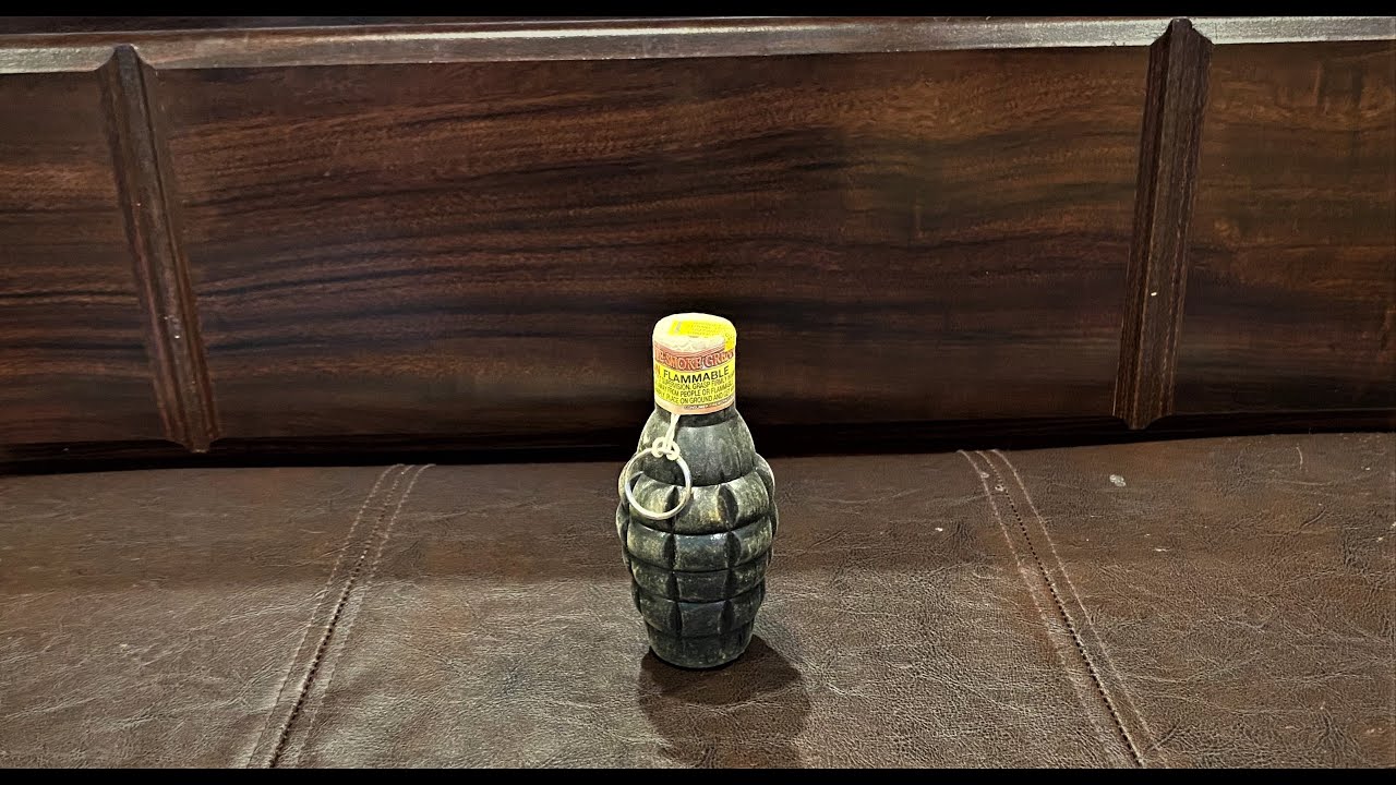 Shogun Fireworks - Pulling White Smoke Grenade