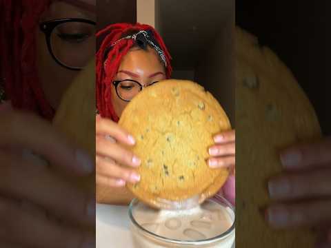 ASMR | Milk and Cookies ๐คช