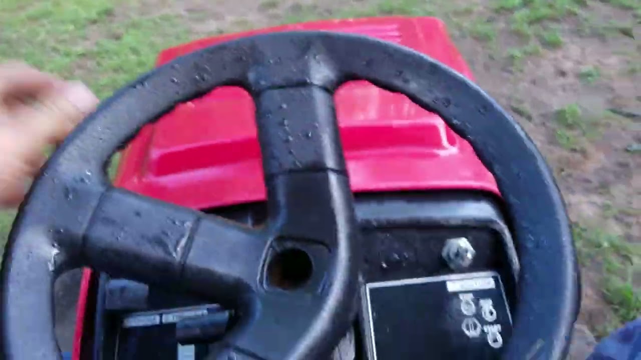 yard machine with 13.5hp Briggs and Stratton run up and look over.