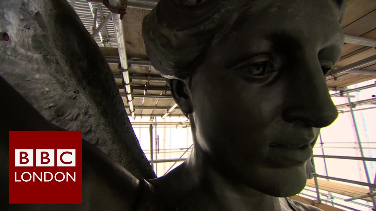 Wellington Arch sculpture gets a clean