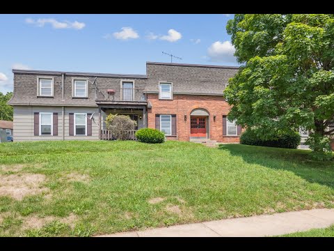6643 Blossomwood Drive #B Florissant, MO | CBGundaker.com