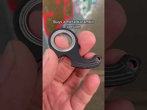 GAME CHANGING #keychain #karambit #shorts