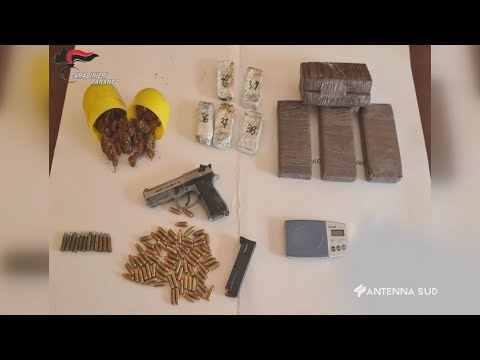 03 Novembre 2023 Taranto Blitz Carabinieri, trovata droga e armi