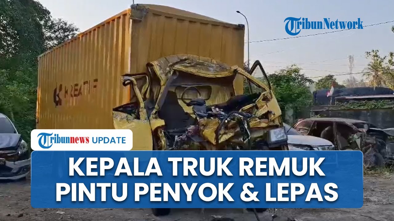 Kondisi Truk Boks Hancur Usai Tabrak Truk Pengangkut Pasir di Tol ... Kondisi Truk Boks Hancur Usai Tabrak Truk Pengangkut Pasir di Tol ...