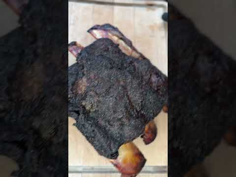 Beefy bad boys #beefribs #bbq #lowandslow #foodshorts #food #foodlover #foodie #eating #cooking #fyp