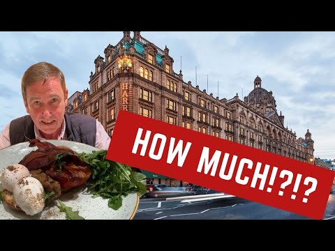 Reviewing an EXPENSIVE £24 FULL ENGLISH BREAKFAST in LONDON!