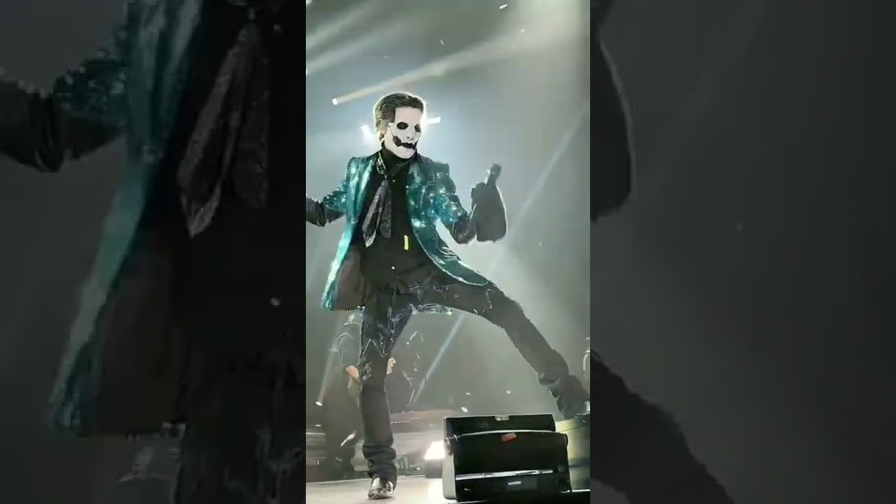 papa emeritus IV ❤️😍