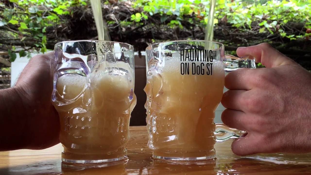 Halloween, skull mug promo  pouring beer gif original vid