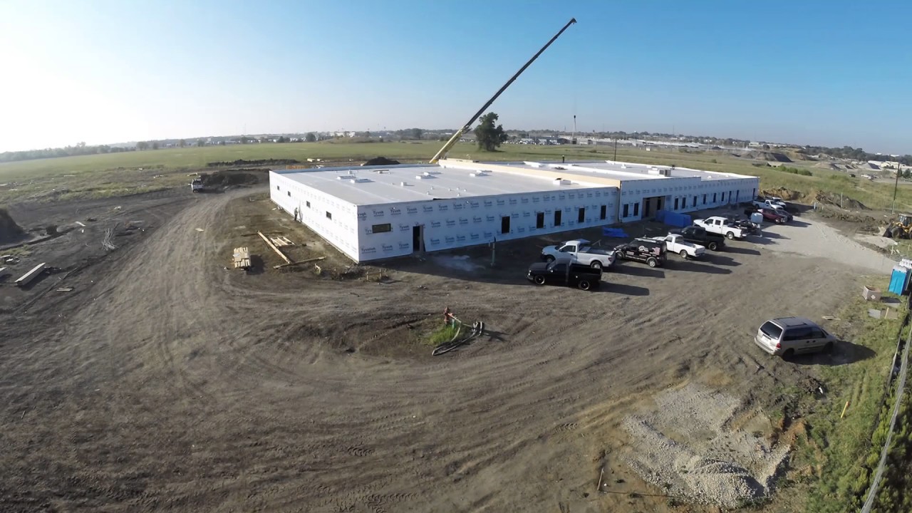 Floorless Permanent Modular Construction Timelapse of CCA Dallas Transitional Center