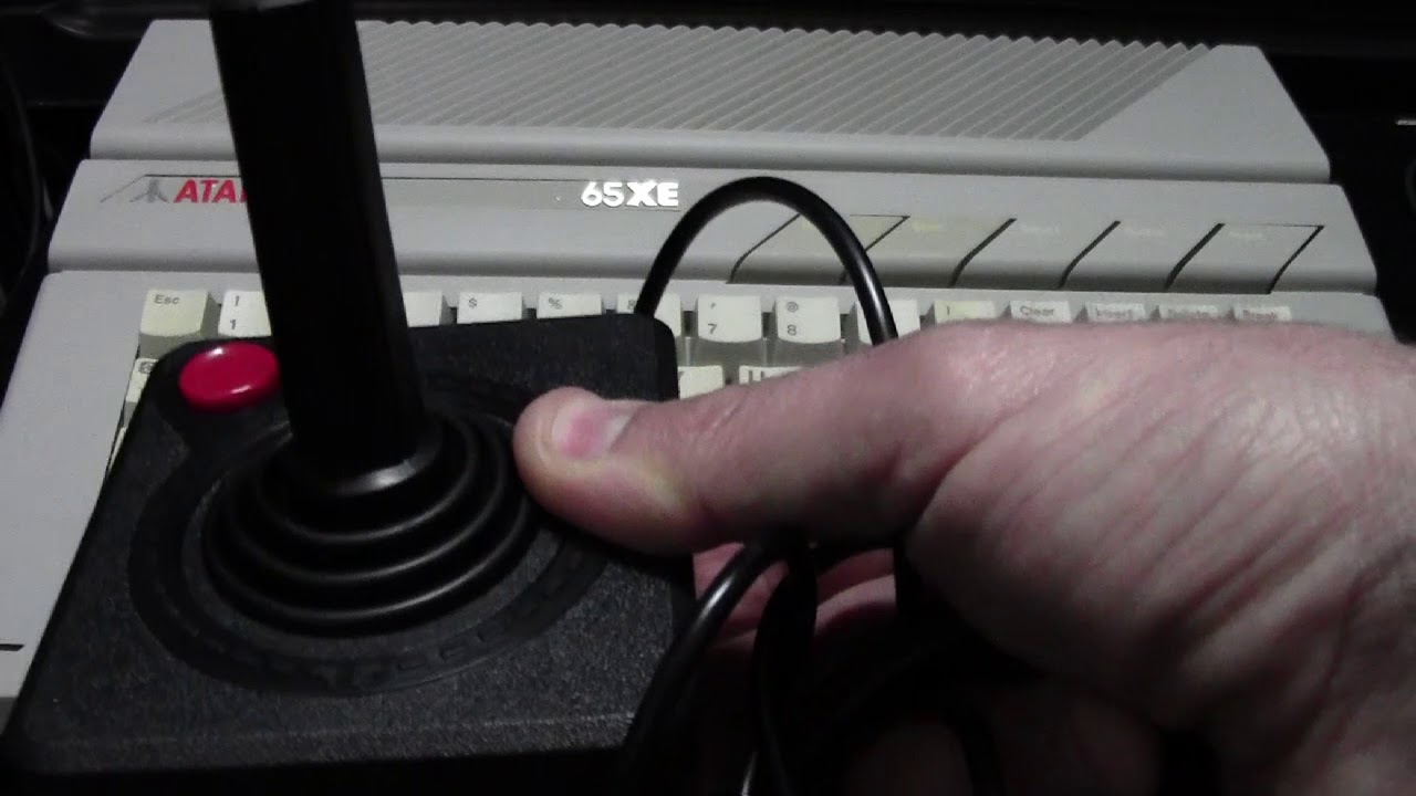 Classic computer -  Atari 65XE inspection