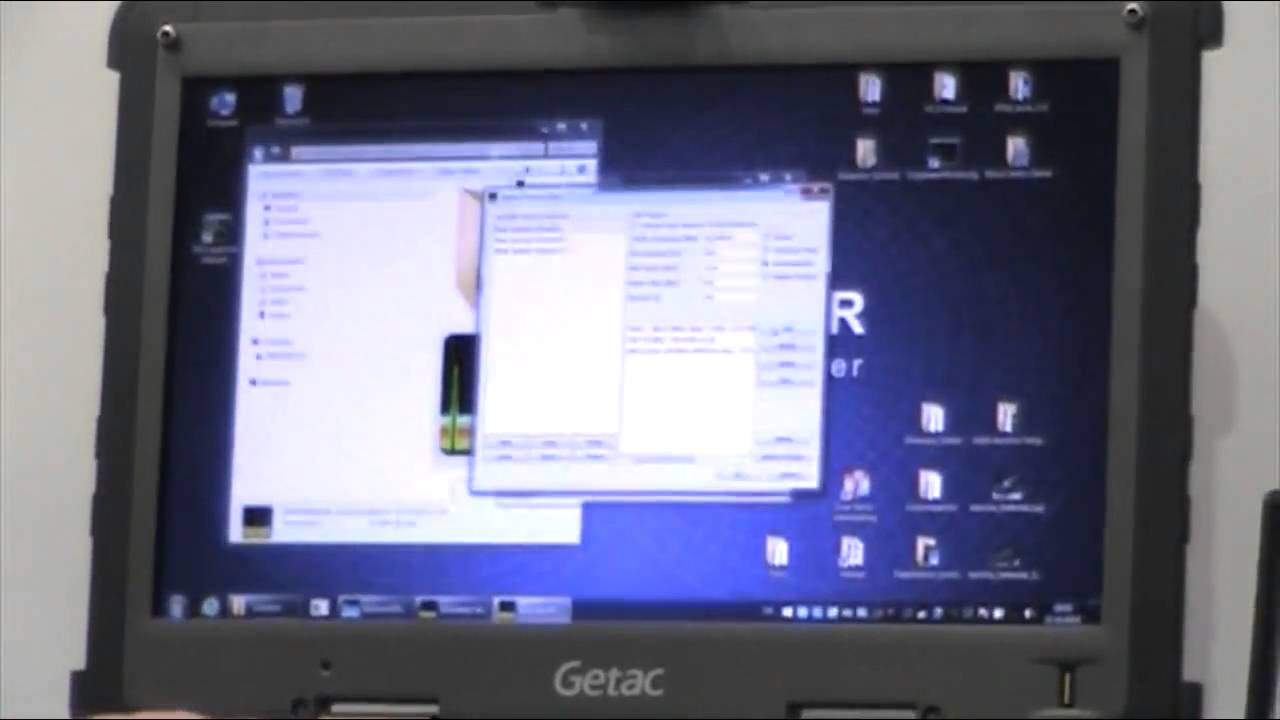 Battery Powered RF Signal Generator Demo - AaroniaUSA