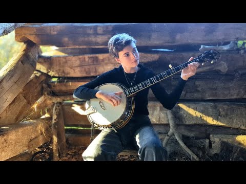 Margo MacSweeney plays “Foggy Creek” in her “hideout” – THE HOBBLEDEHOY