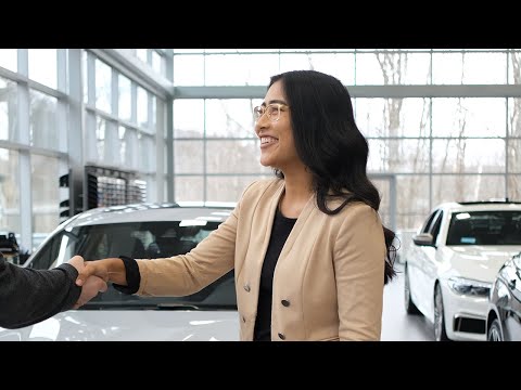 #WomenInAutomotive BMW of Ridgefield Melanie Mangco Finance Manager