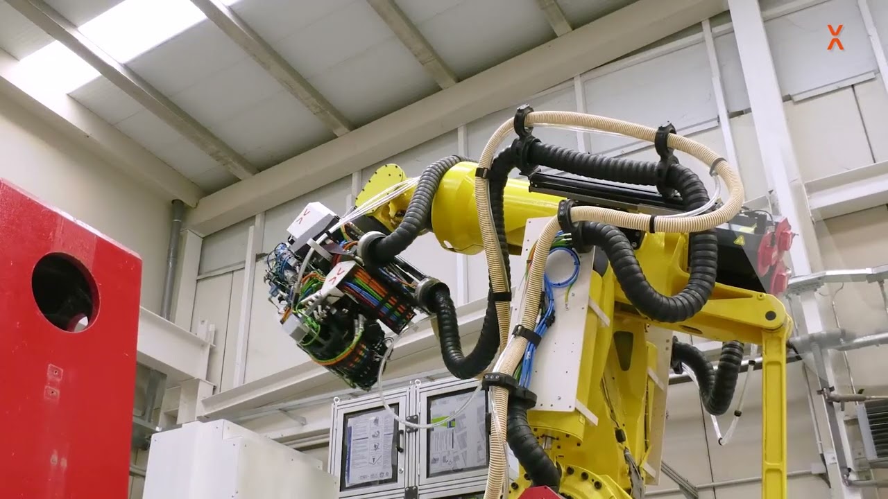Robotic platform with multifunctional End Effector (extended)