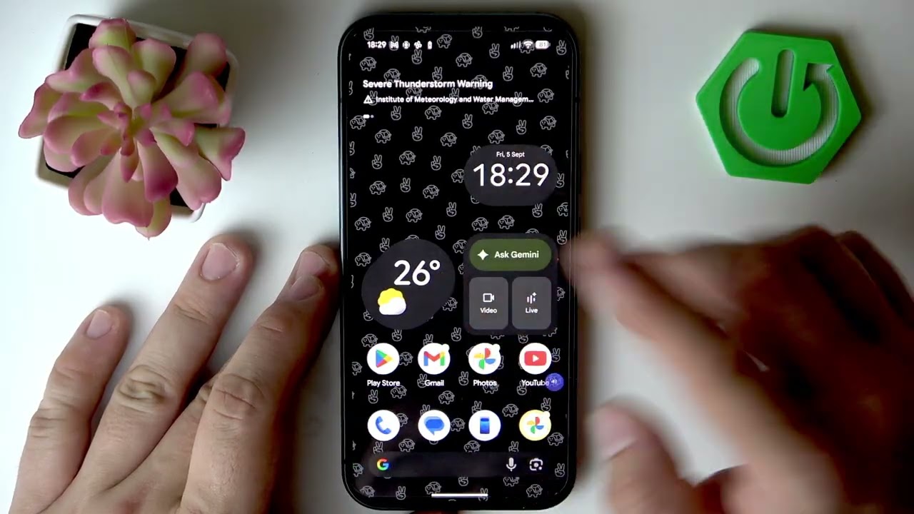 Google Pixel 10 Pro - How to Add Widgets to Home Screen