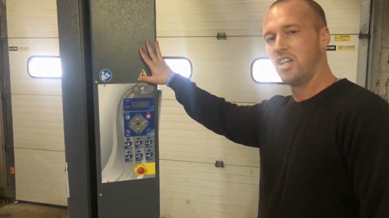 Handle-It | Model 1100AC Stretch Wrapper full demo