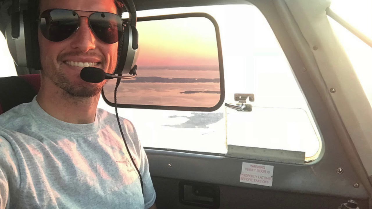 Plane Tint, How does it stick