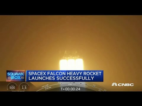 SpaceX's Falcon Heavy Rocket launches successfully