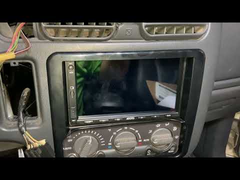 Double Din Radio upgrade for S10 Blazer Part 3: Finished with the install