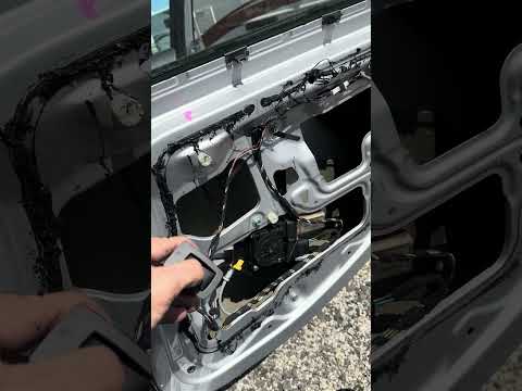BMW E90 Window regulator roll up