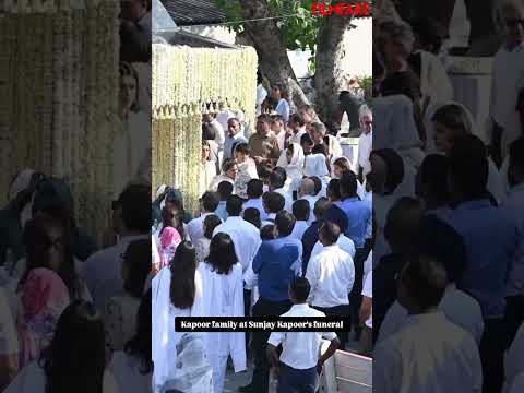 Emotional Farewell: Karisma Kapoor Supported by Kareena & Saif at Ex-Husband Sunjay Kapur's Funeral